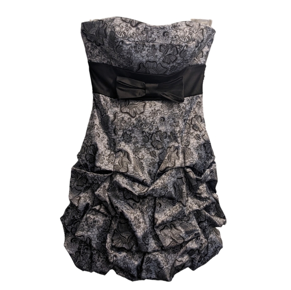 Ruby Rox | Dresses | Ruby Rox Silver Black Floral Short Scrunched ...